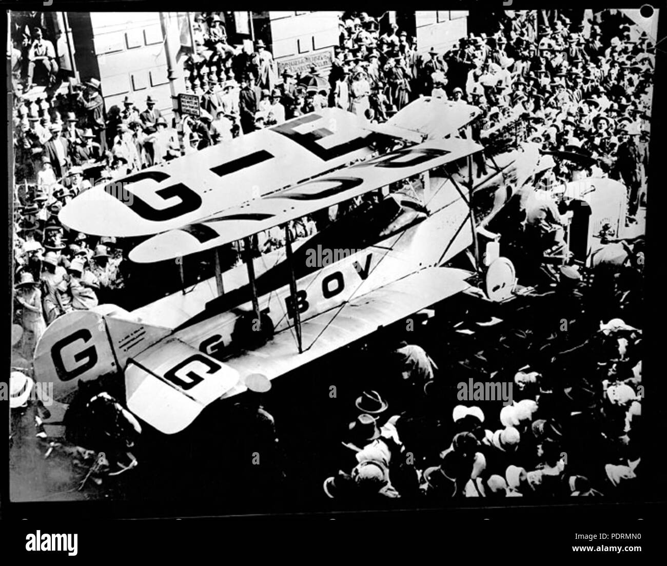 Avro avian hi-res stock photography and images - Alamy