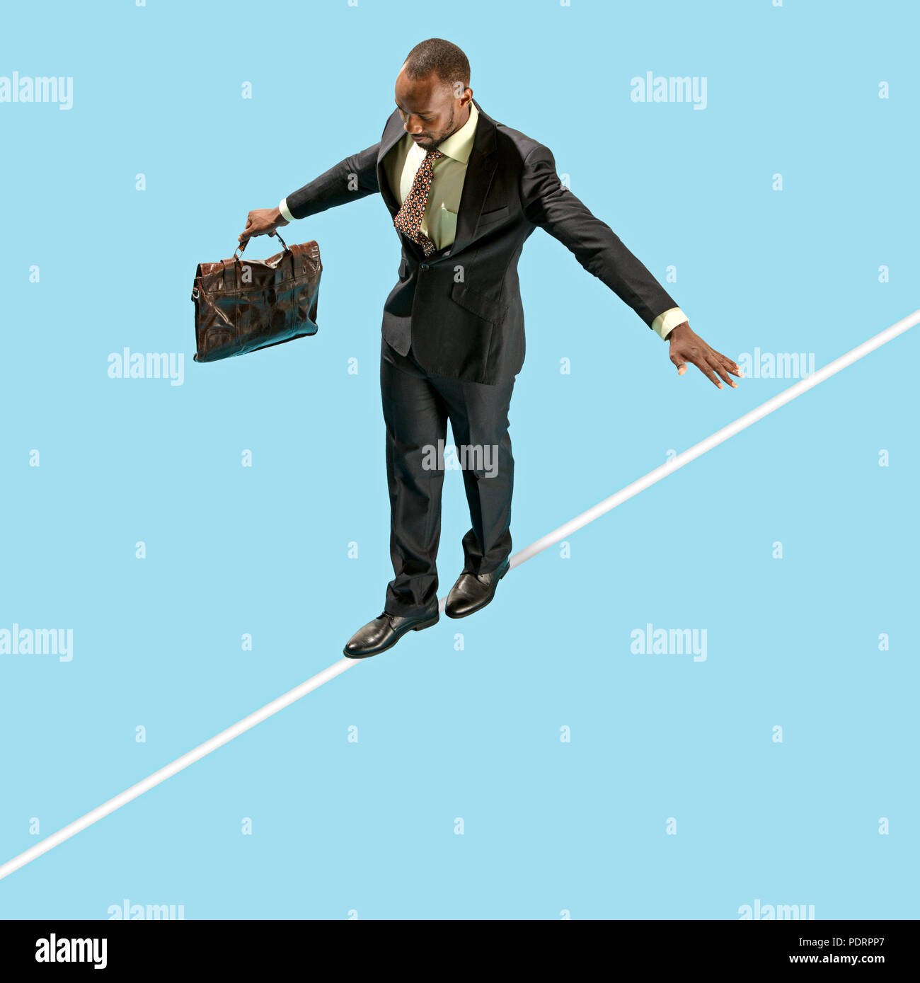 Tightrope walk hi-res stock photography and images - Alamy