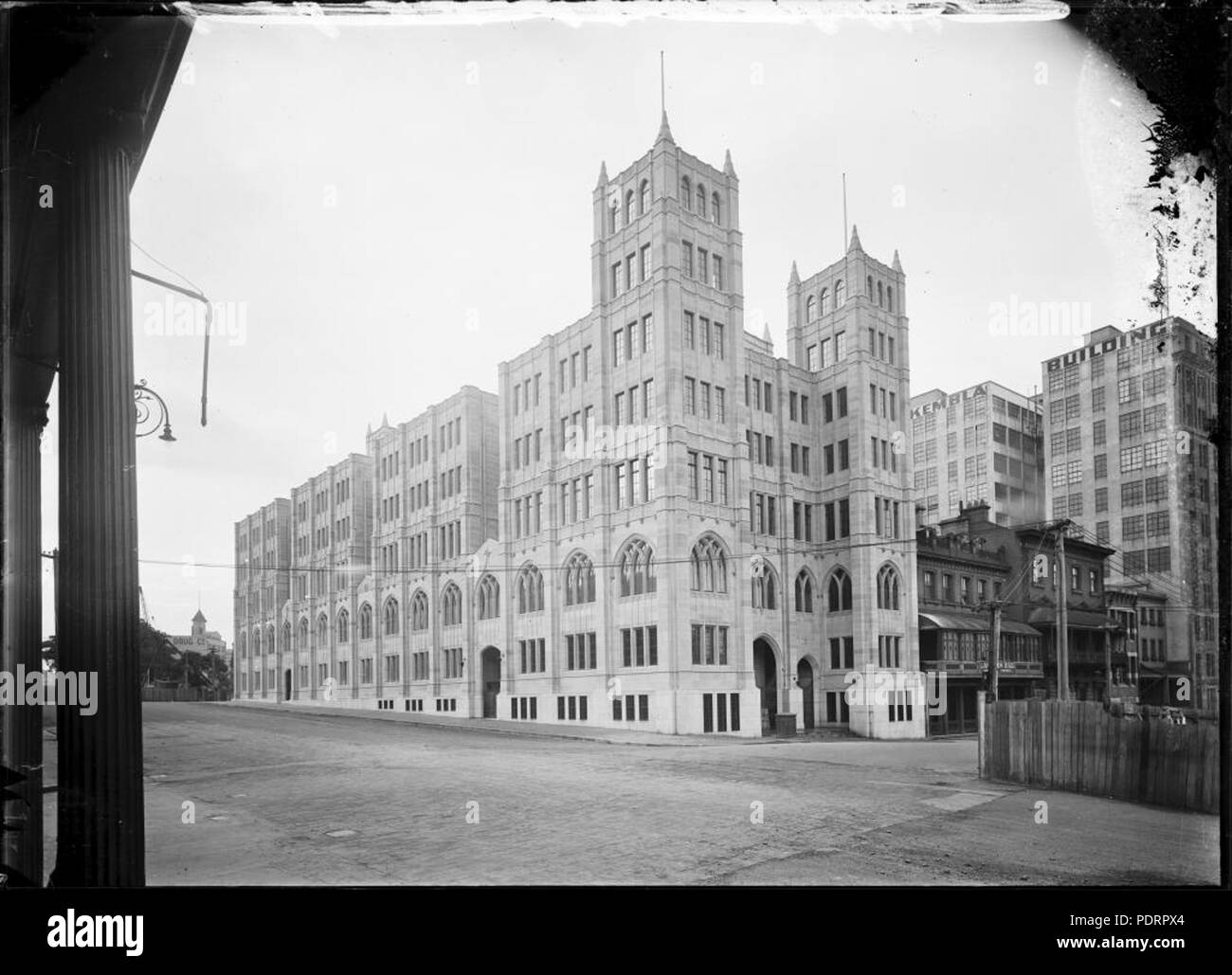 Building 128 Black and White Stock Photos & Images - Alamy