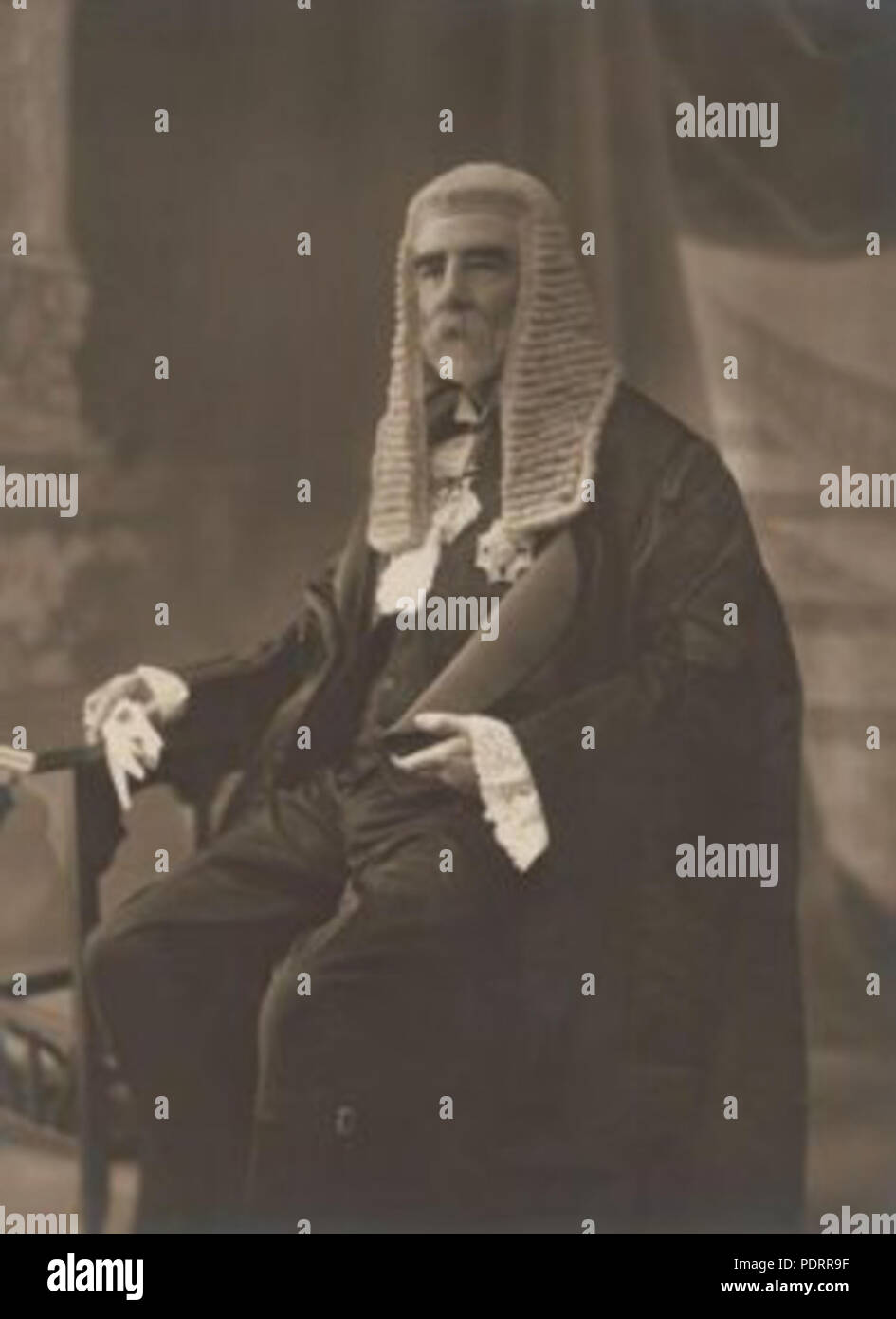 Alexander cooper hi-res stock photography and images - Alamy