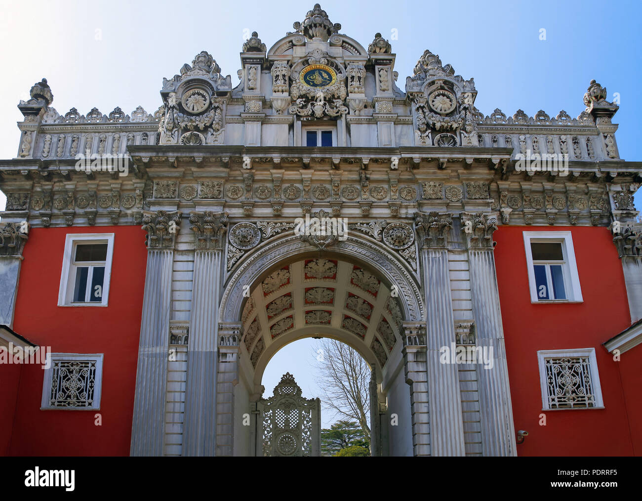 Istanbul arch hi-res stock photography and images - Alamy