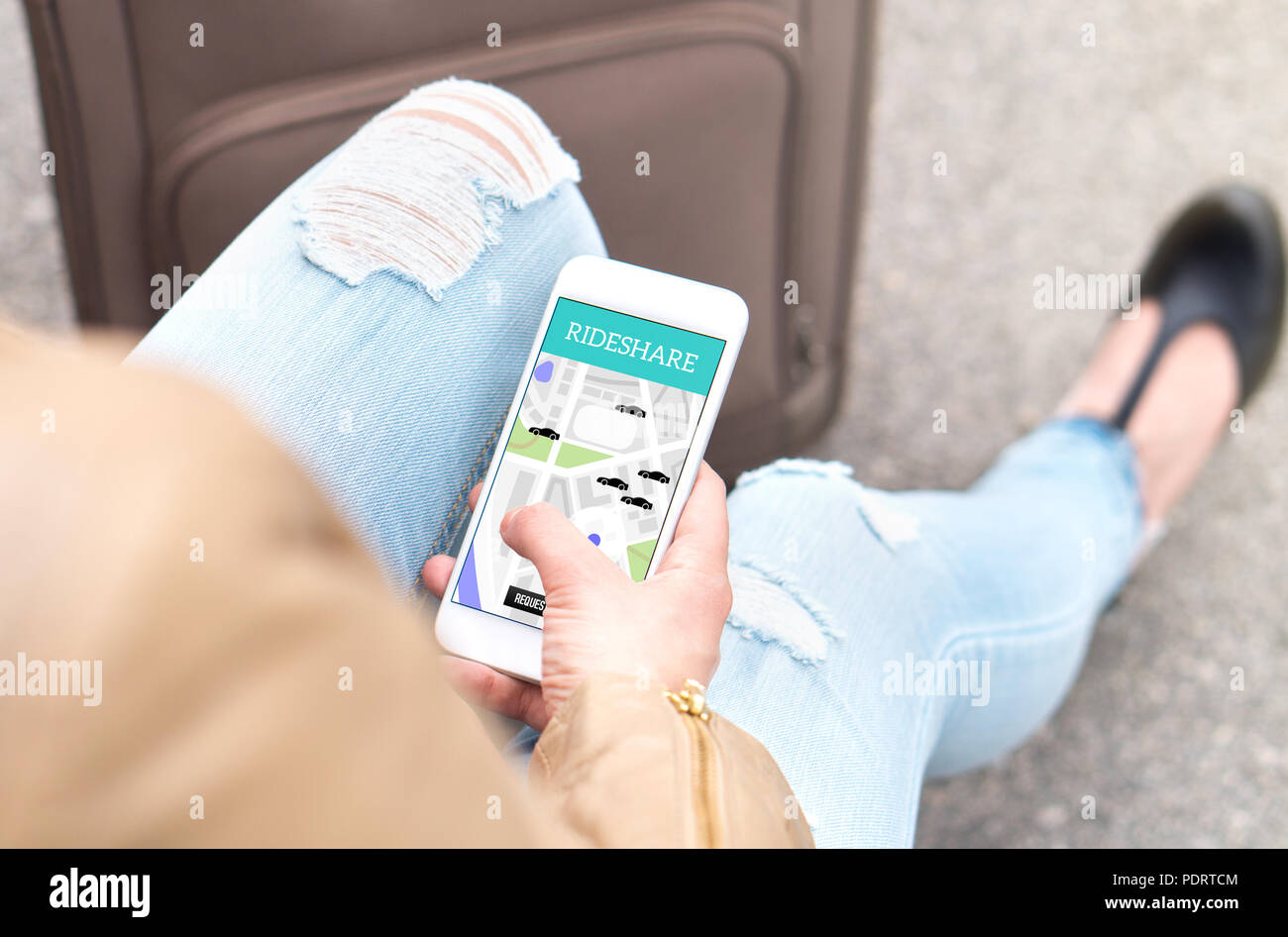 Online transport hi-res stock photography and images - Alamy