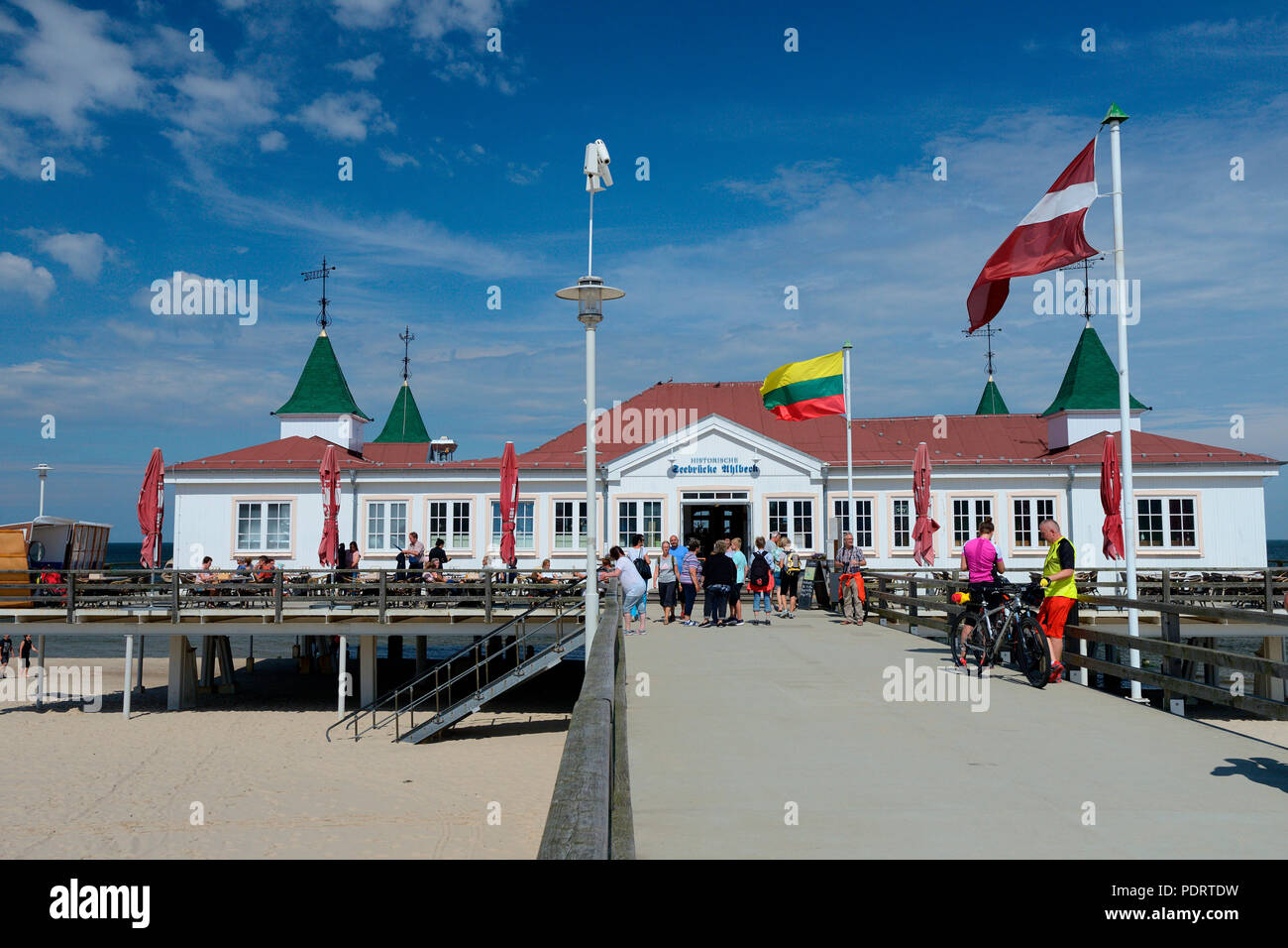 Seebruecke in Ahlbeck, Seebad Ahlbeck, Usedom, Mecklenburg-Vorpommern ...