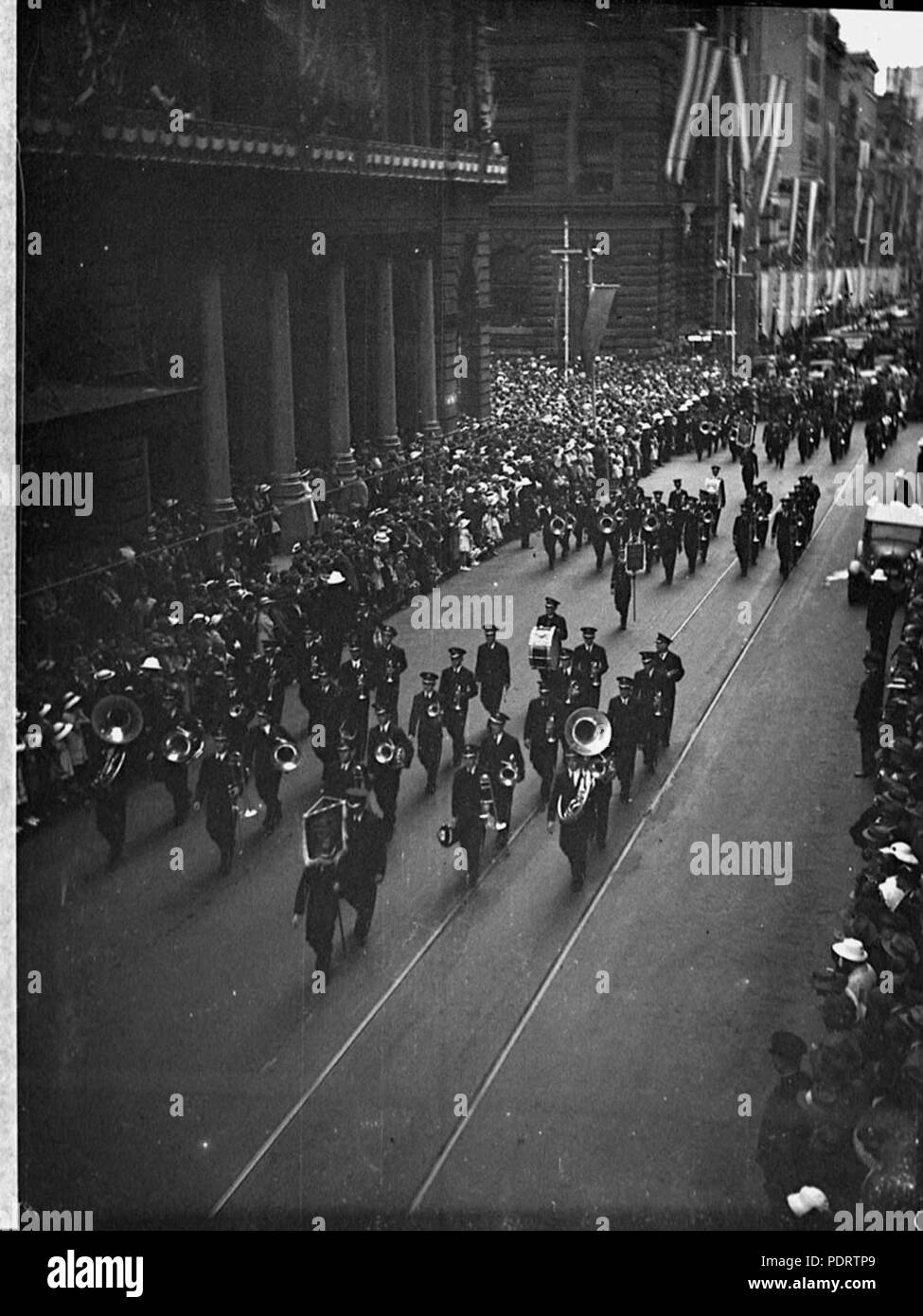 Historical bands hi-res stock photography and images - Alamy