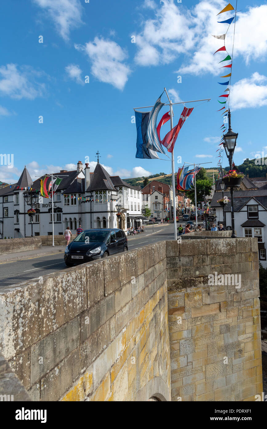 Llangollen bridge flags hi-res stock photography and images - Alamy