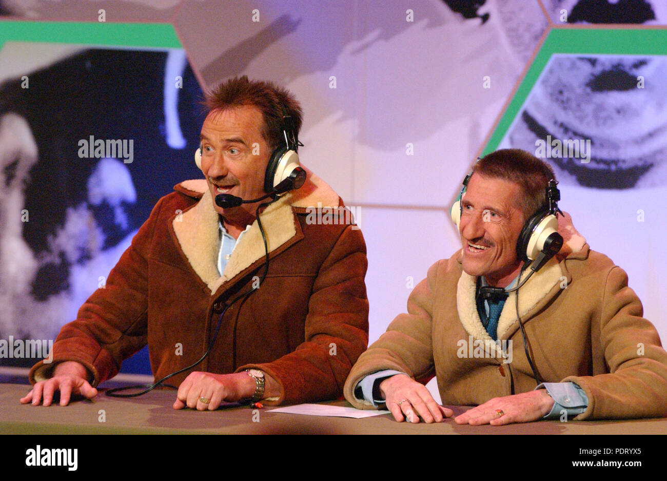 EXCLUSIVE ©Alpha Press 048380 30/06/02 THE Chuckle Brothers Barry ...