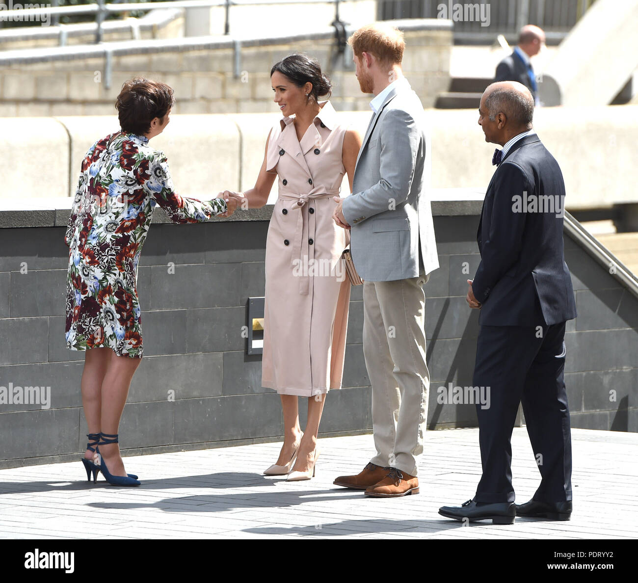 Cambridge blue tie blazer hi-res stock photography and images - Alamy