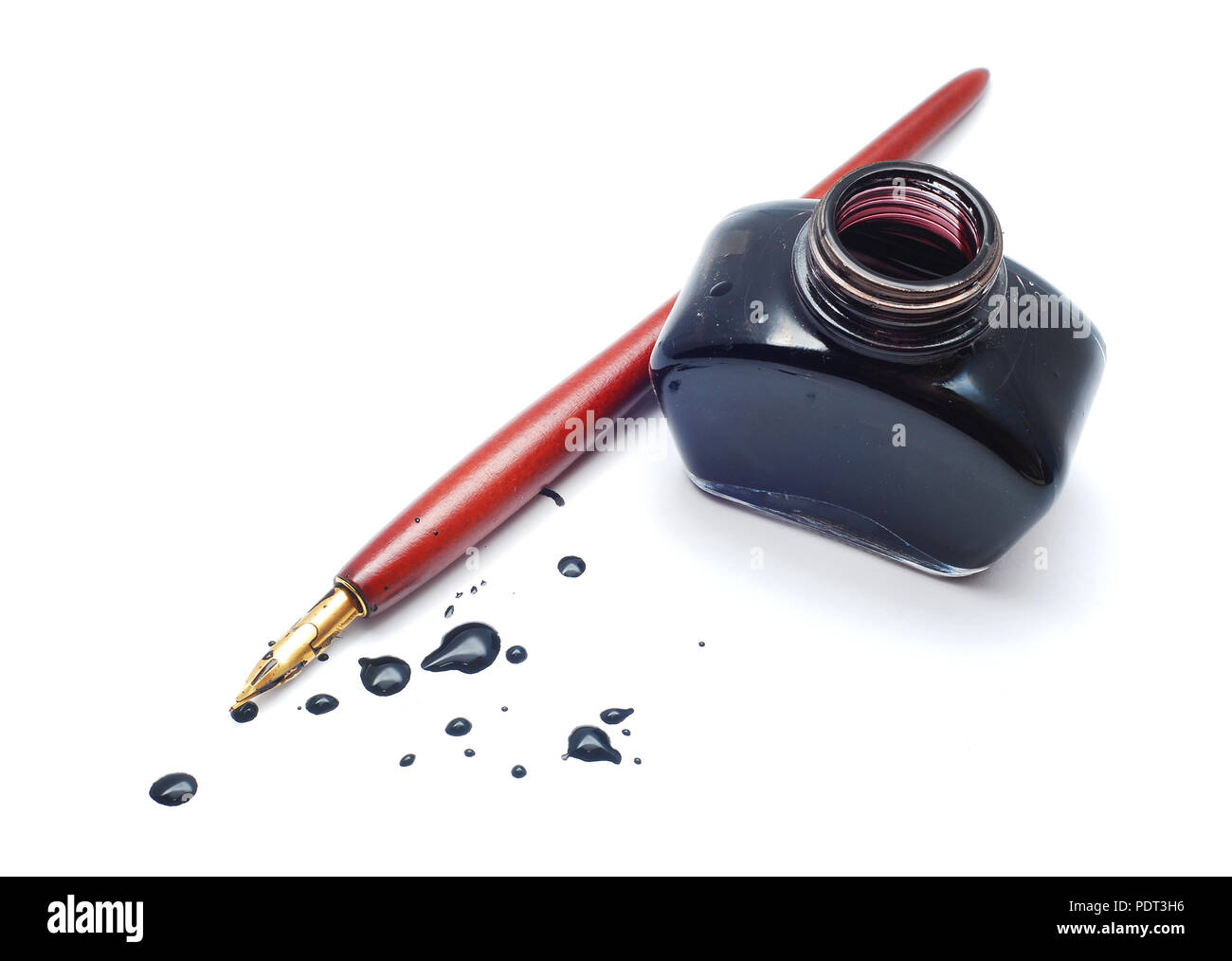 ink bottle and pen isolated on white Stock Photo - Alamy