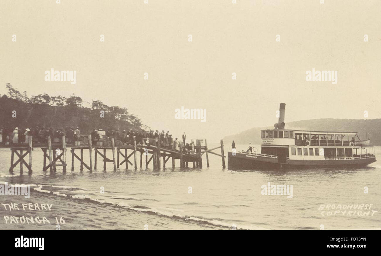 171 SLNSW 73817 The Ferry Phoenix Patonga NSW Stock Photo - Alamy