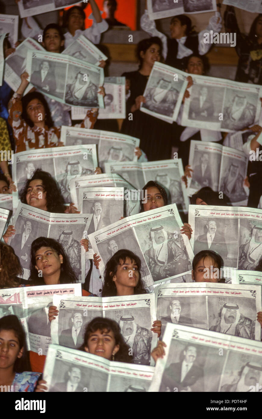 Saddam hussein 1990 hi-res stock photography and images - Alamy