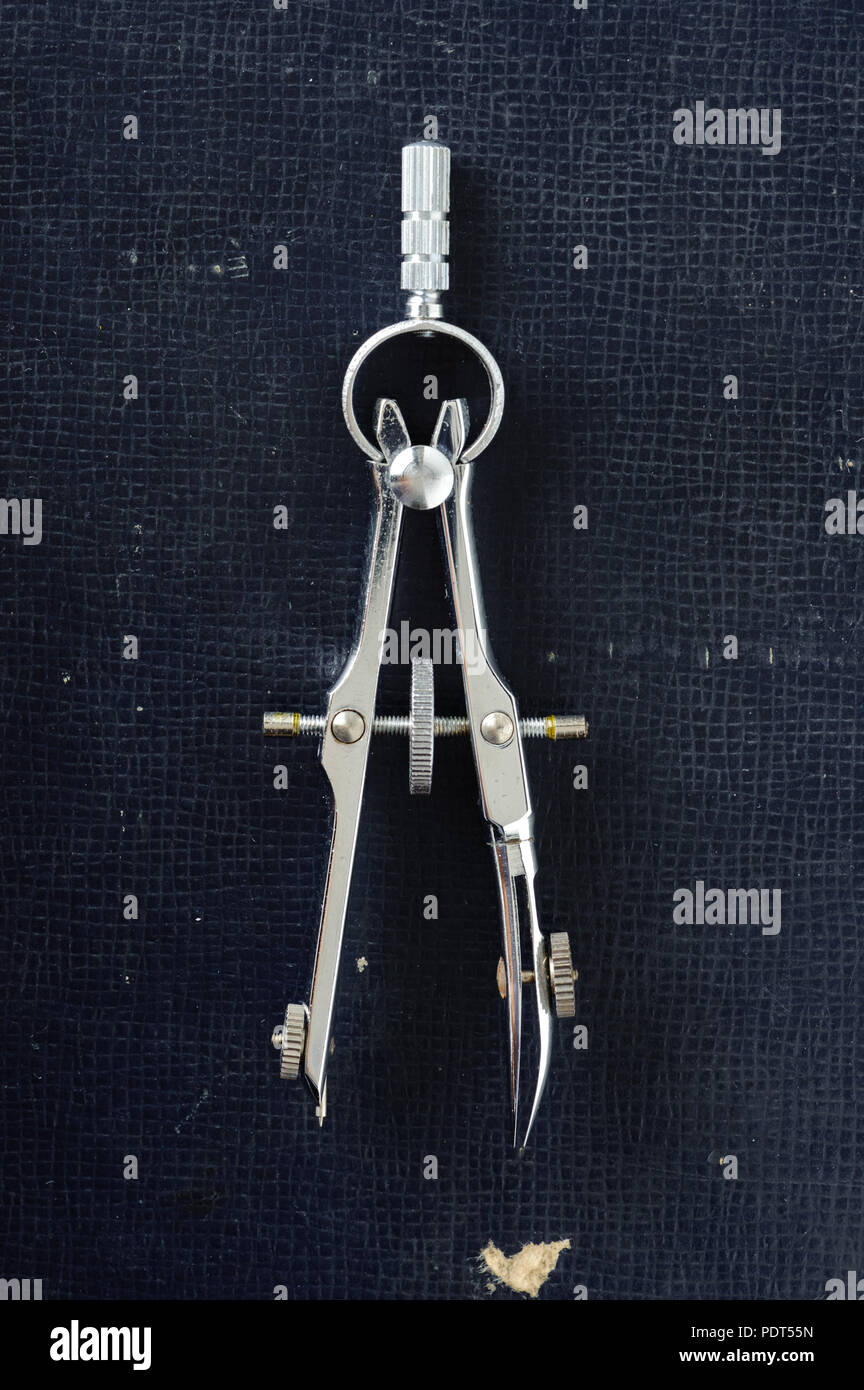 Old compass drawing hi-res stock photography and images - Alamy