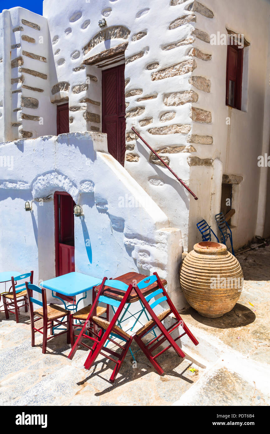 Naxos cyclades streets hi-res stock photography and images - Alamy