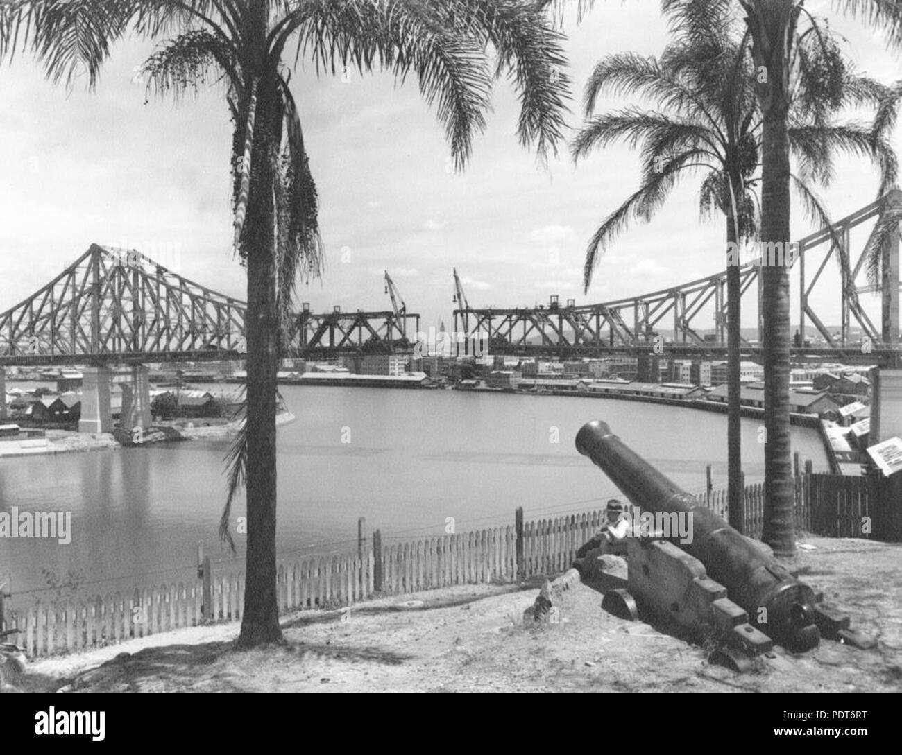 Brisbane iconic landmarks Black and White Stock Photos & Images - Alamy
