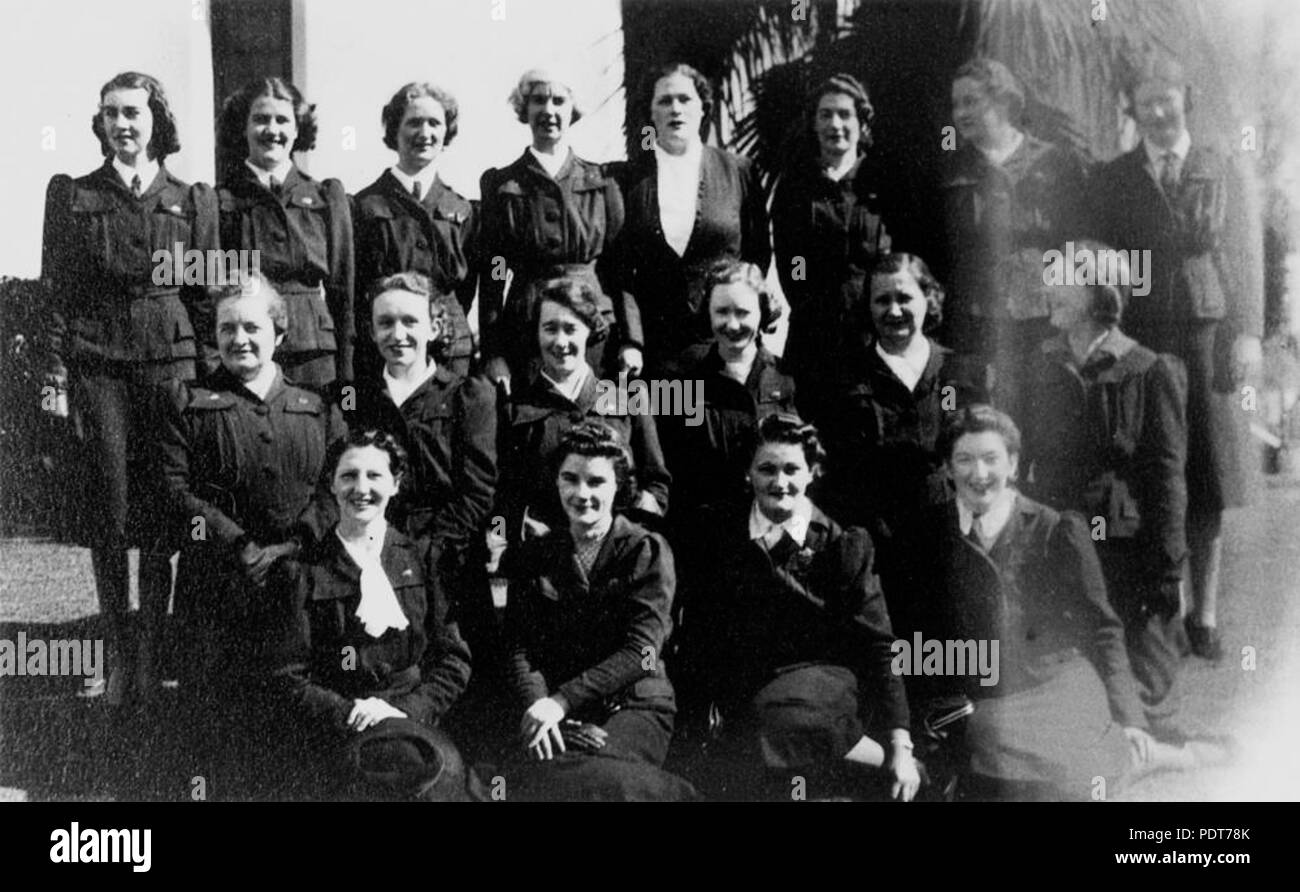 Women in uniform world war ii hi-res stock photography and images - Alamy