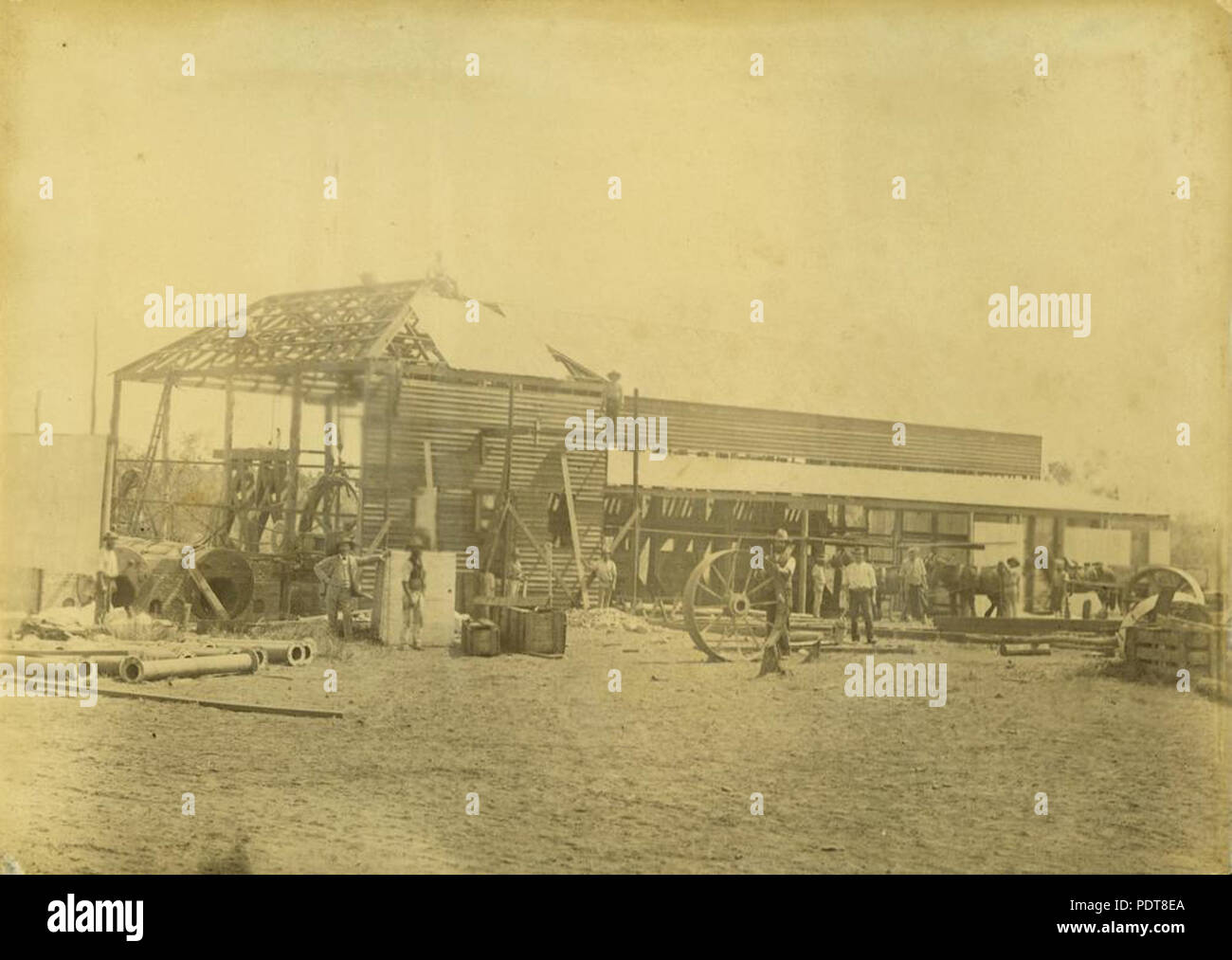 258 StateLibQld 1 255787 Southern Queen mine building, Charters Towers ...