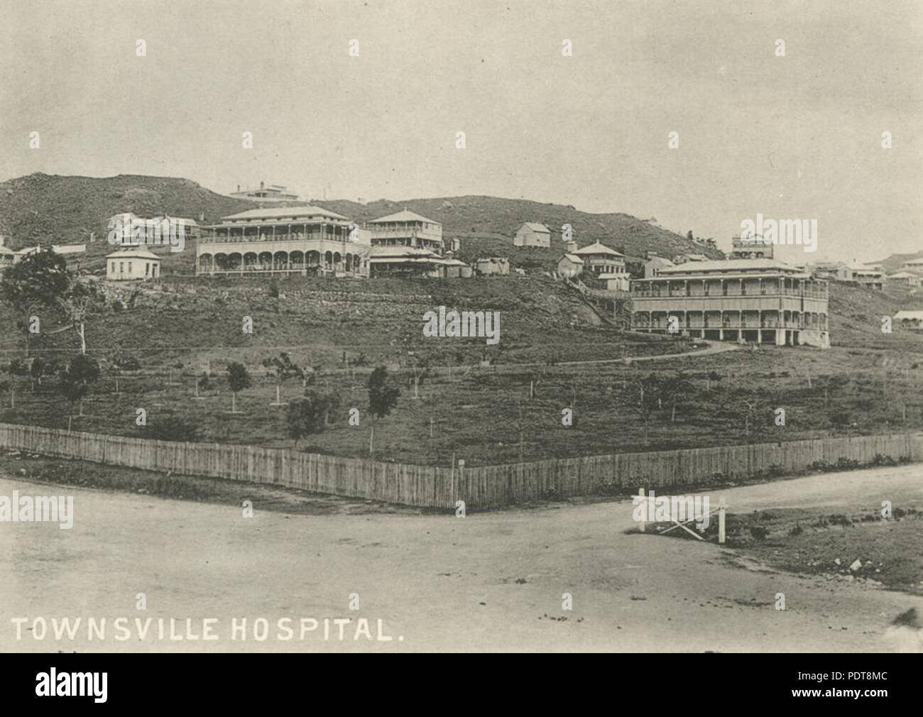 Hospitals 1900s hi-res stock photography and images - Alamy