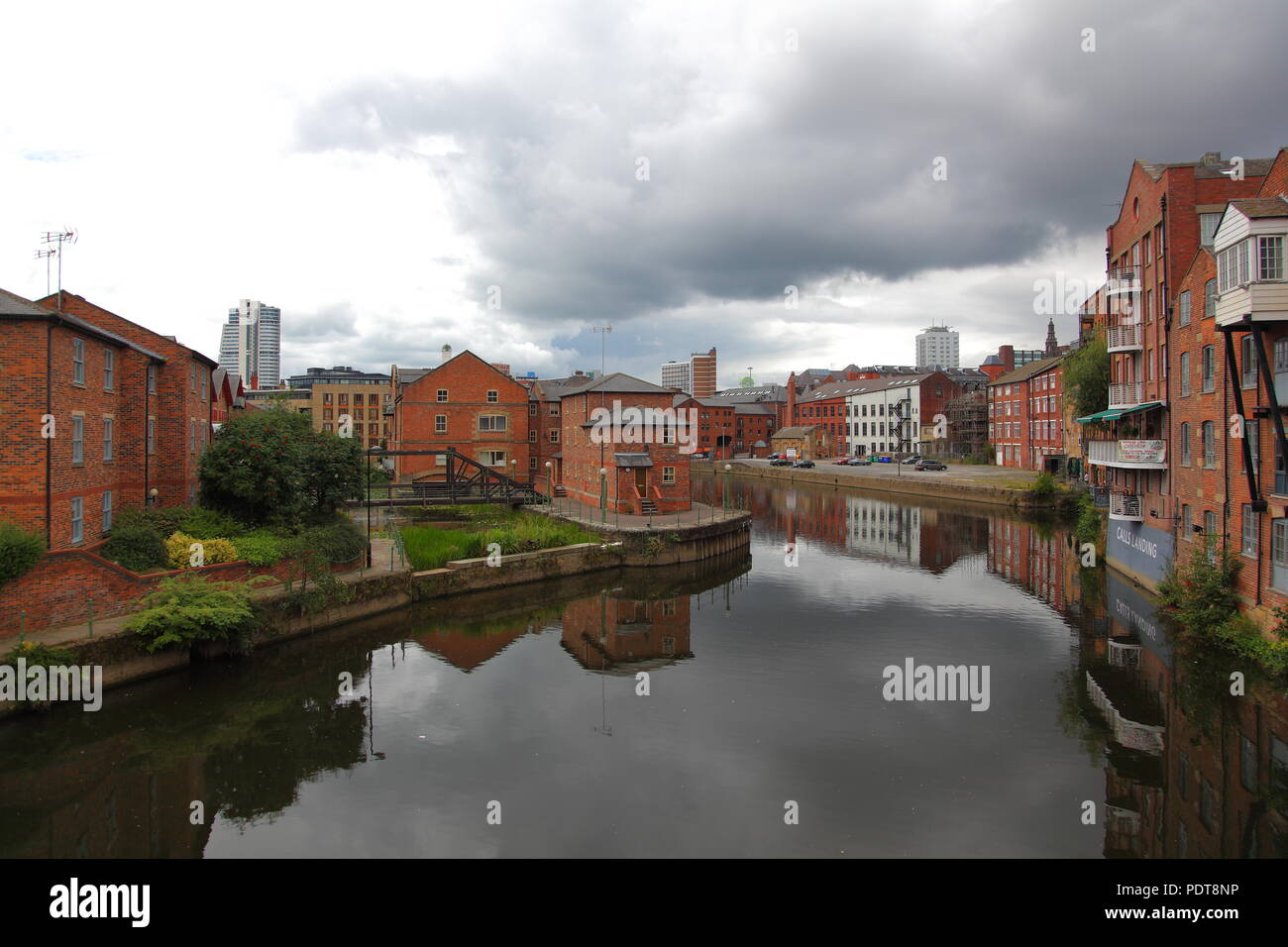 The River Aire running through Leeds City Centre Stock Photo - Alamy