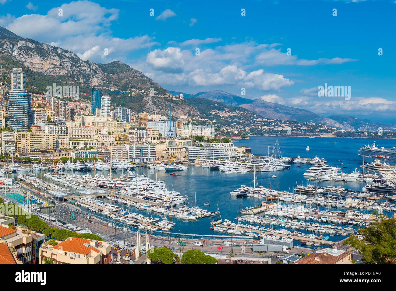Monte Carlo city panorama. View of luxury yachts and apartments in ...