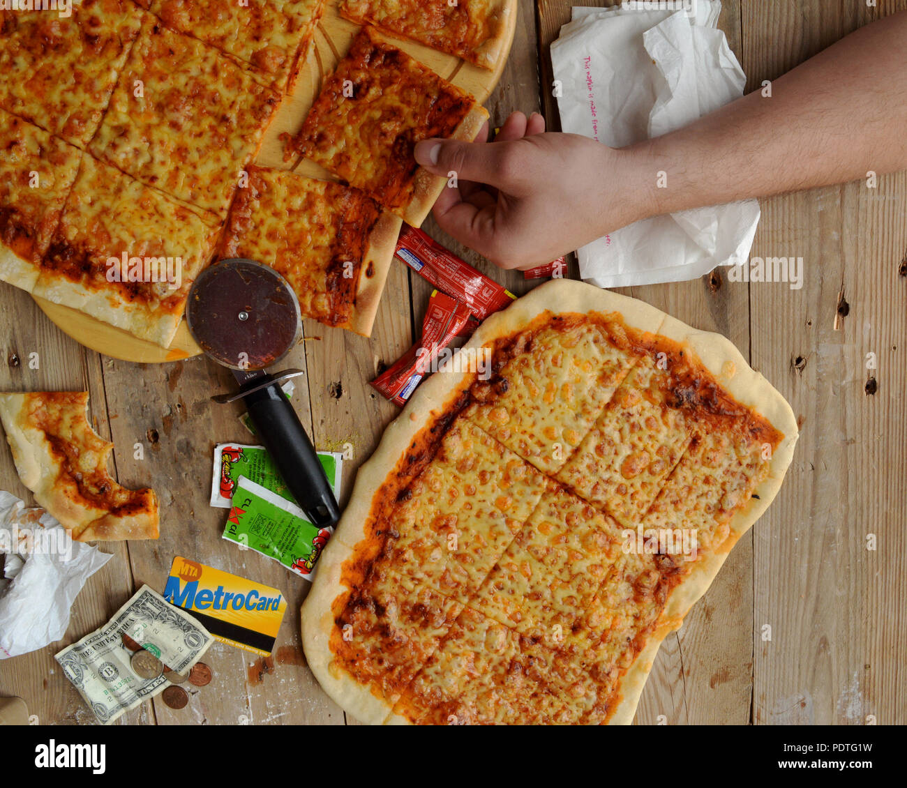 Pizza party hi-res stock photography and images - Alamy