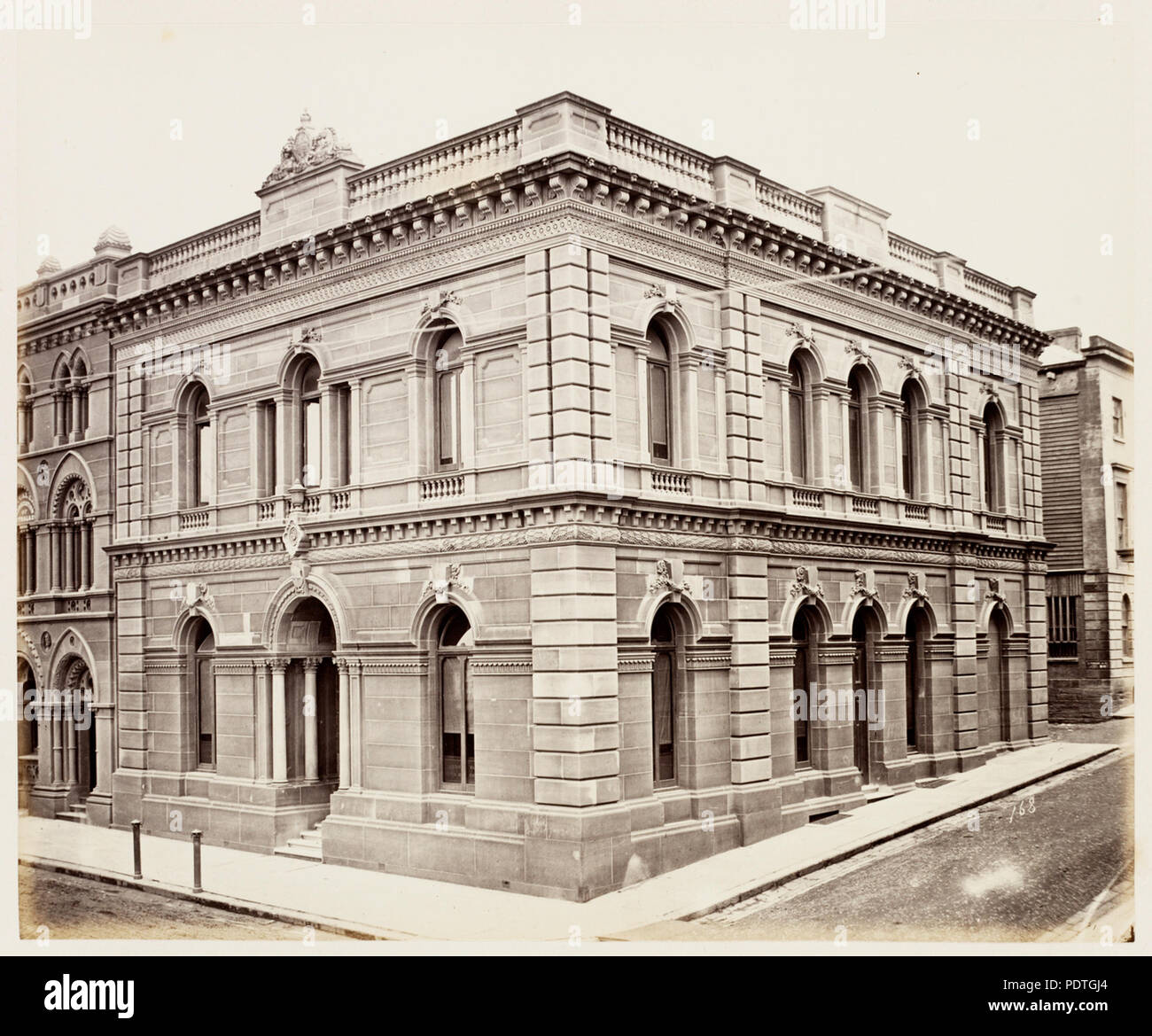 London bank 1800's hi-res stock photography and images - Alamy