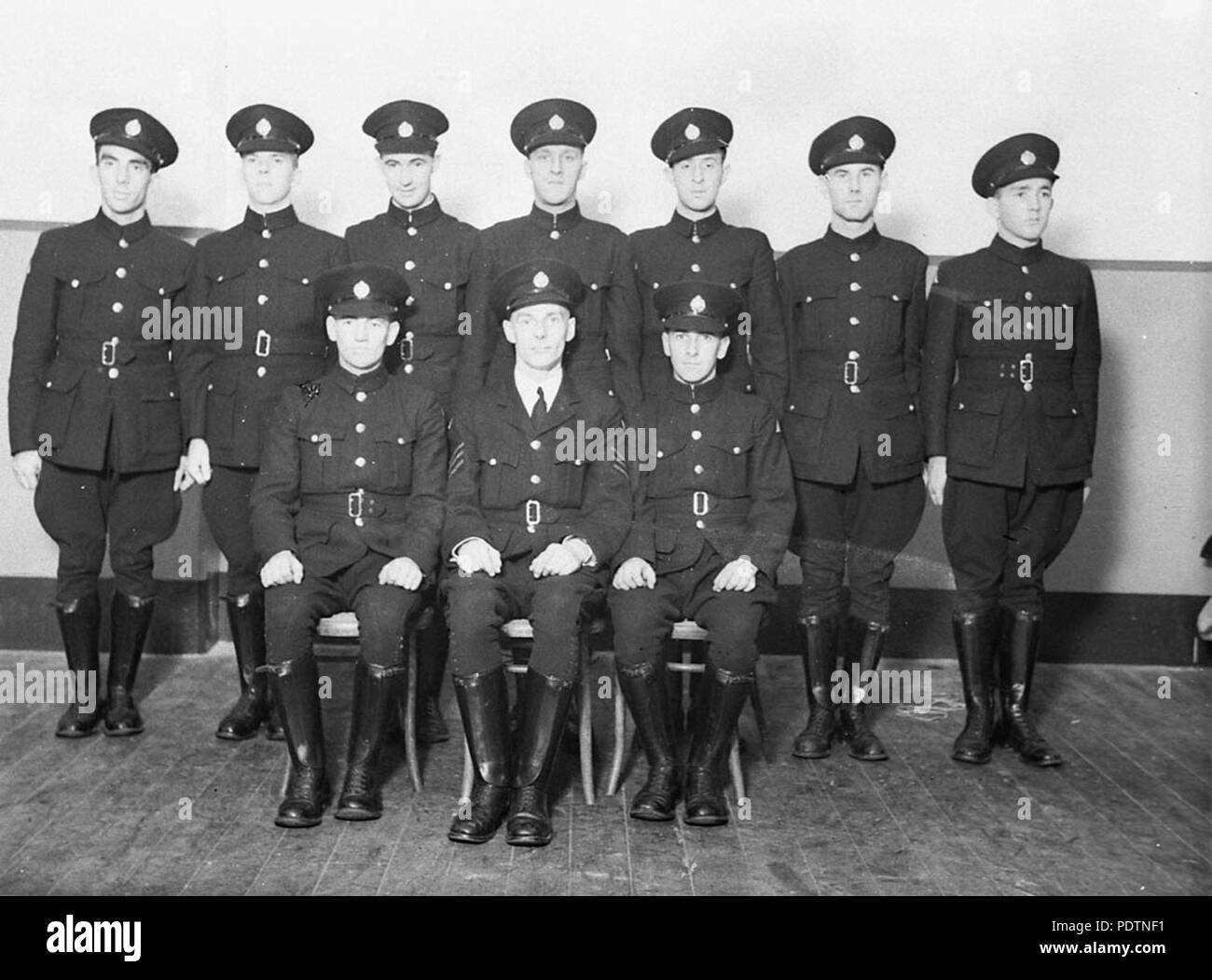 194 SLNSW 9885 A group of nine RAAF Citizen Air Force ground staff with ...