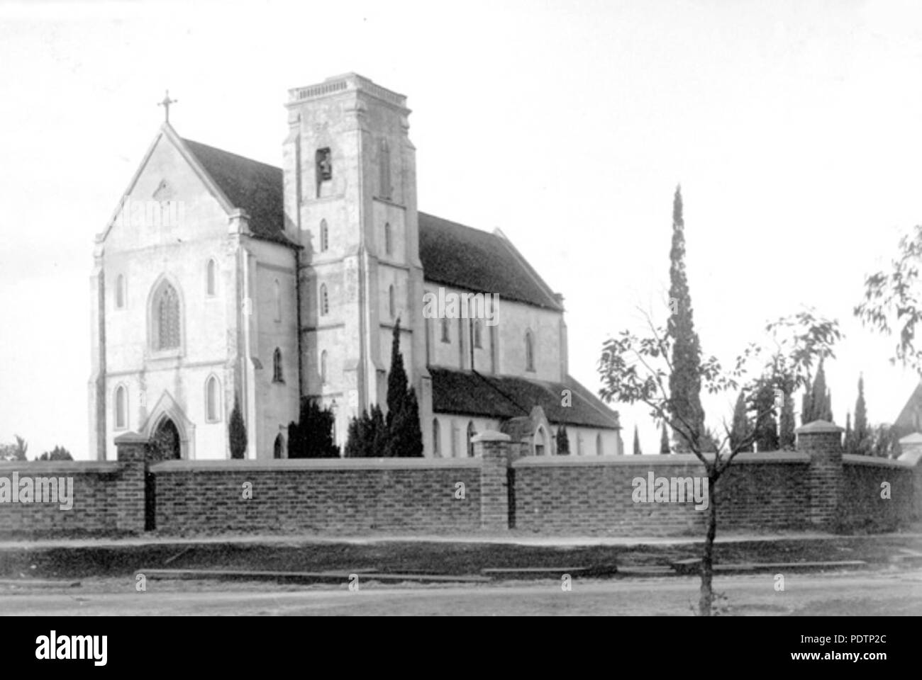 197 St Mary's Cathedral, Perth - 1894 Stock Photo - Alamy