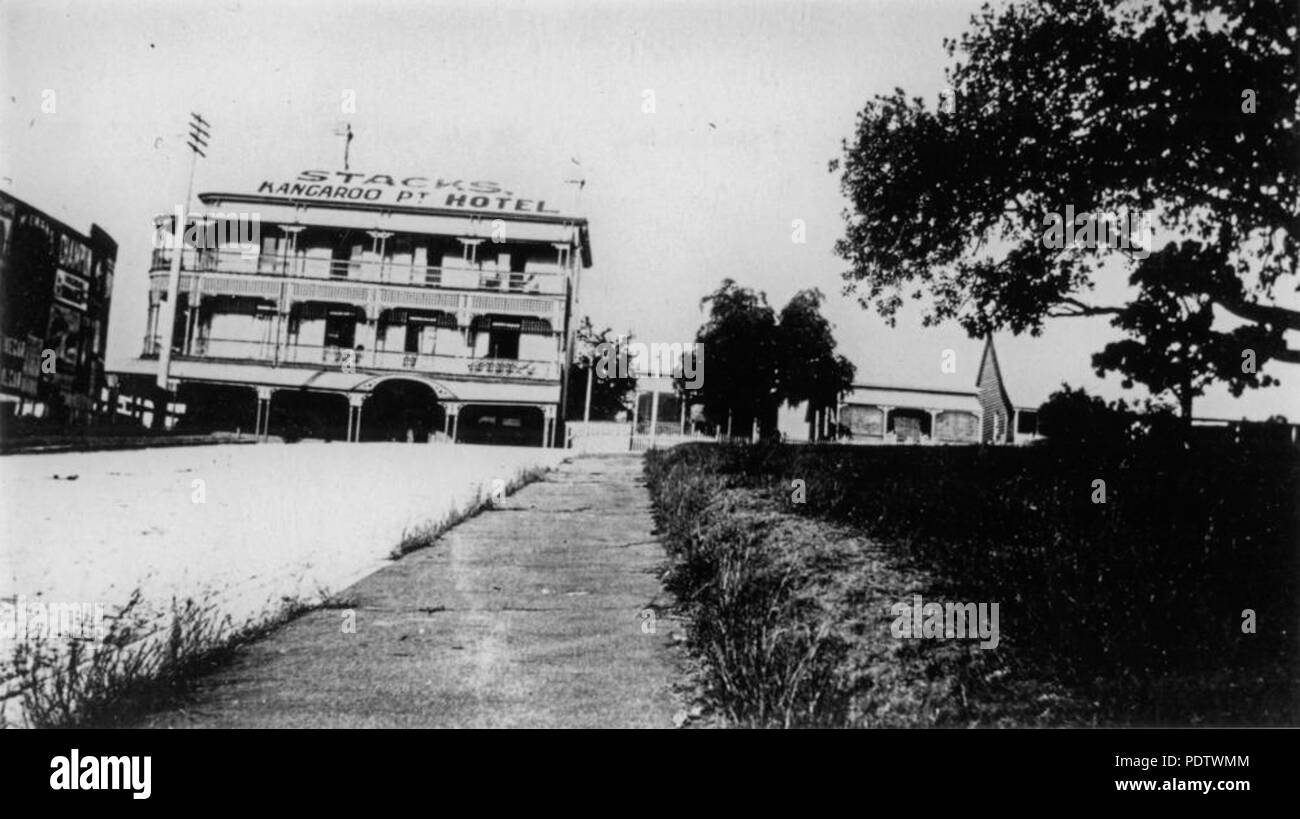 Kangaroo point hotel hi-res stock photography and images - Alamy