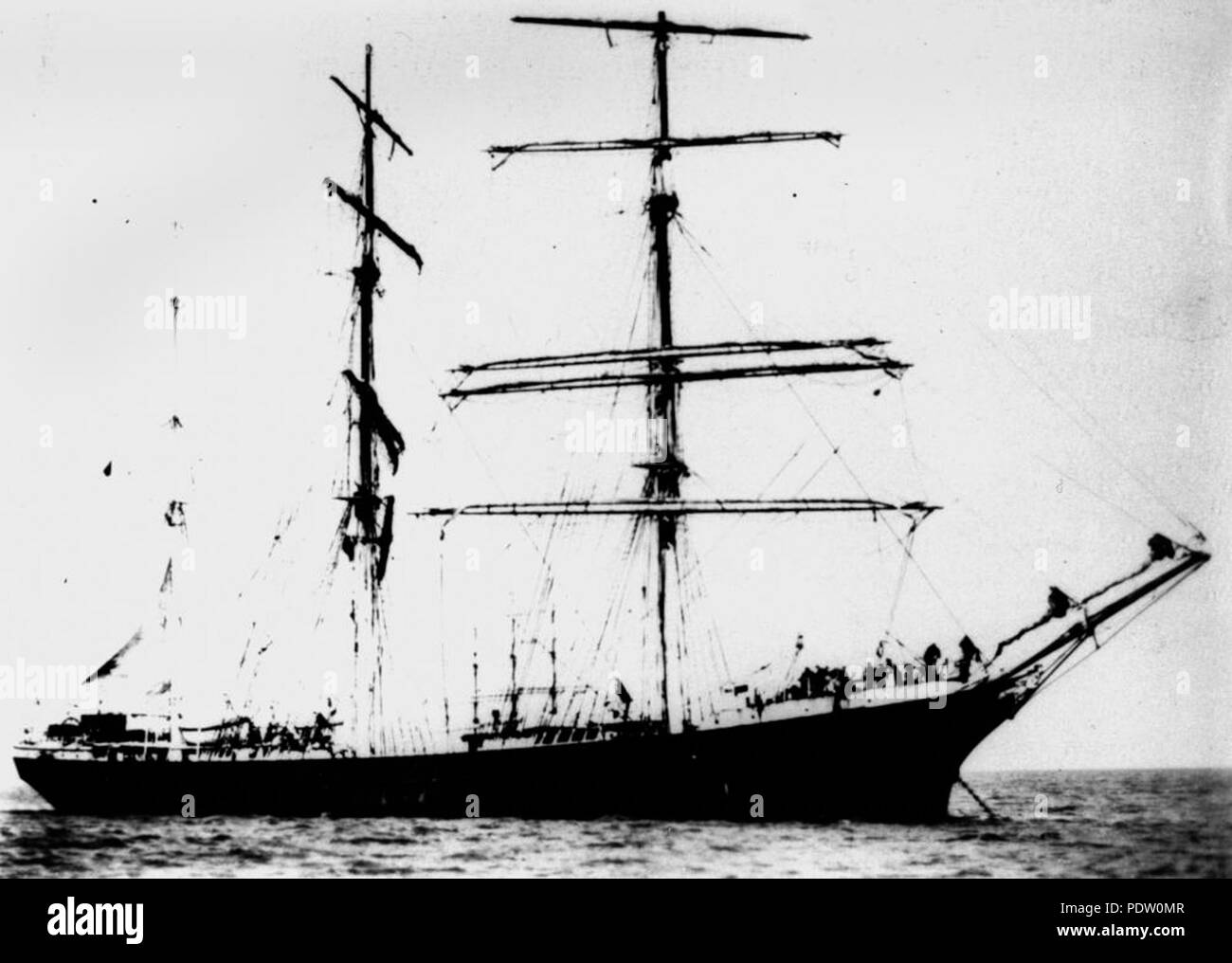 Ship harold hi-res stock photography and images - Alamy