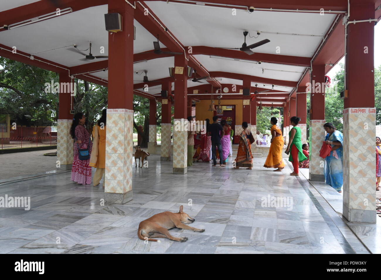 The Kankalitala mandir through natmandir near Prantik railway station ...
