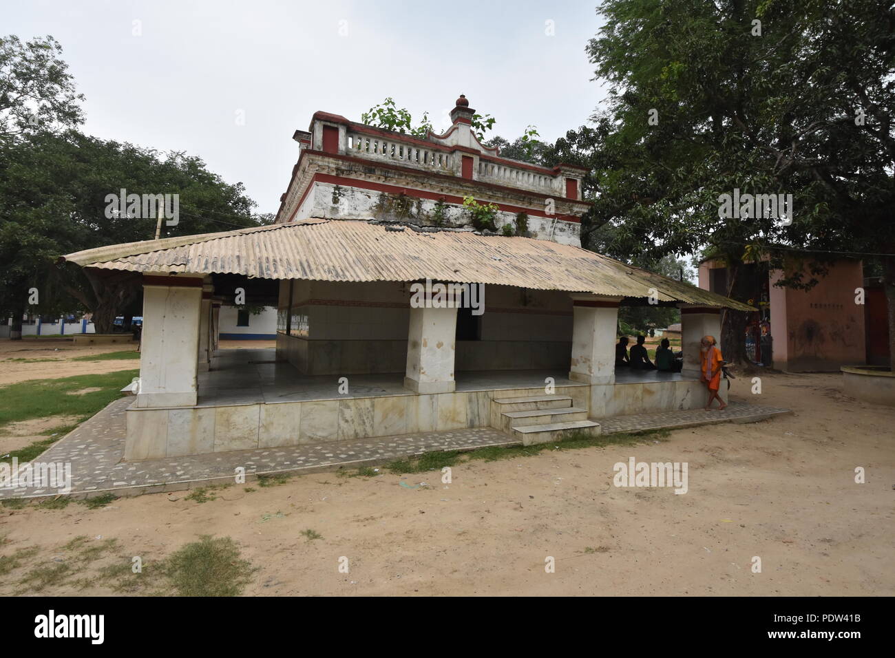 Shiva shakti hindu temple hi-res stock photography and images - Alamy