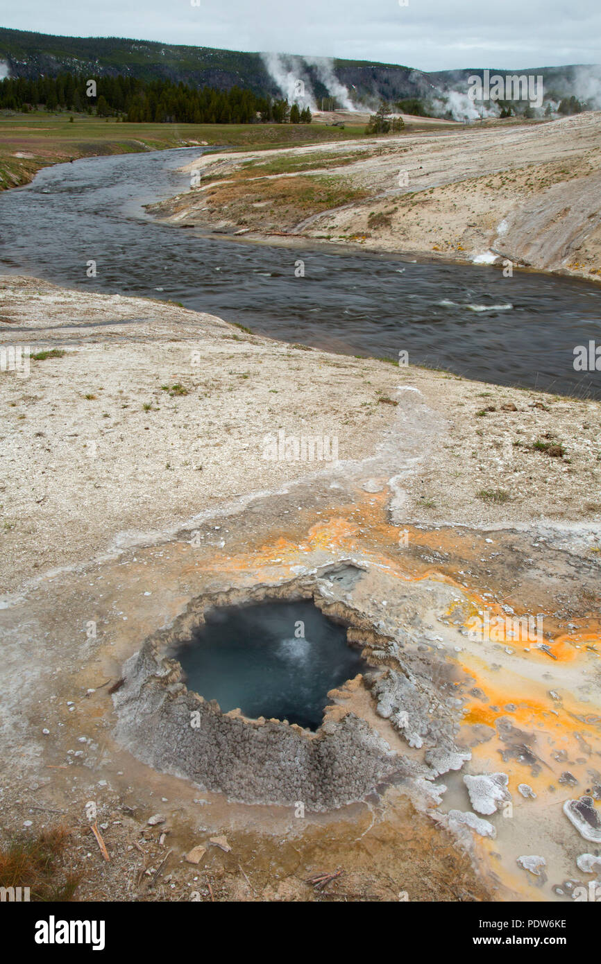 Chinese hot springs hi-res stock photography and images - Alamy
