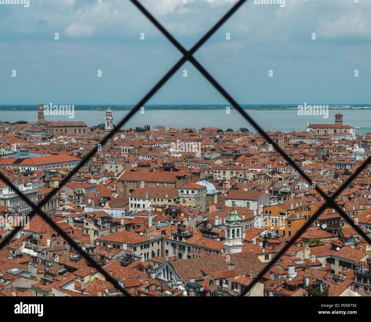 Linear marks hi-res stock photography and images - Alamy