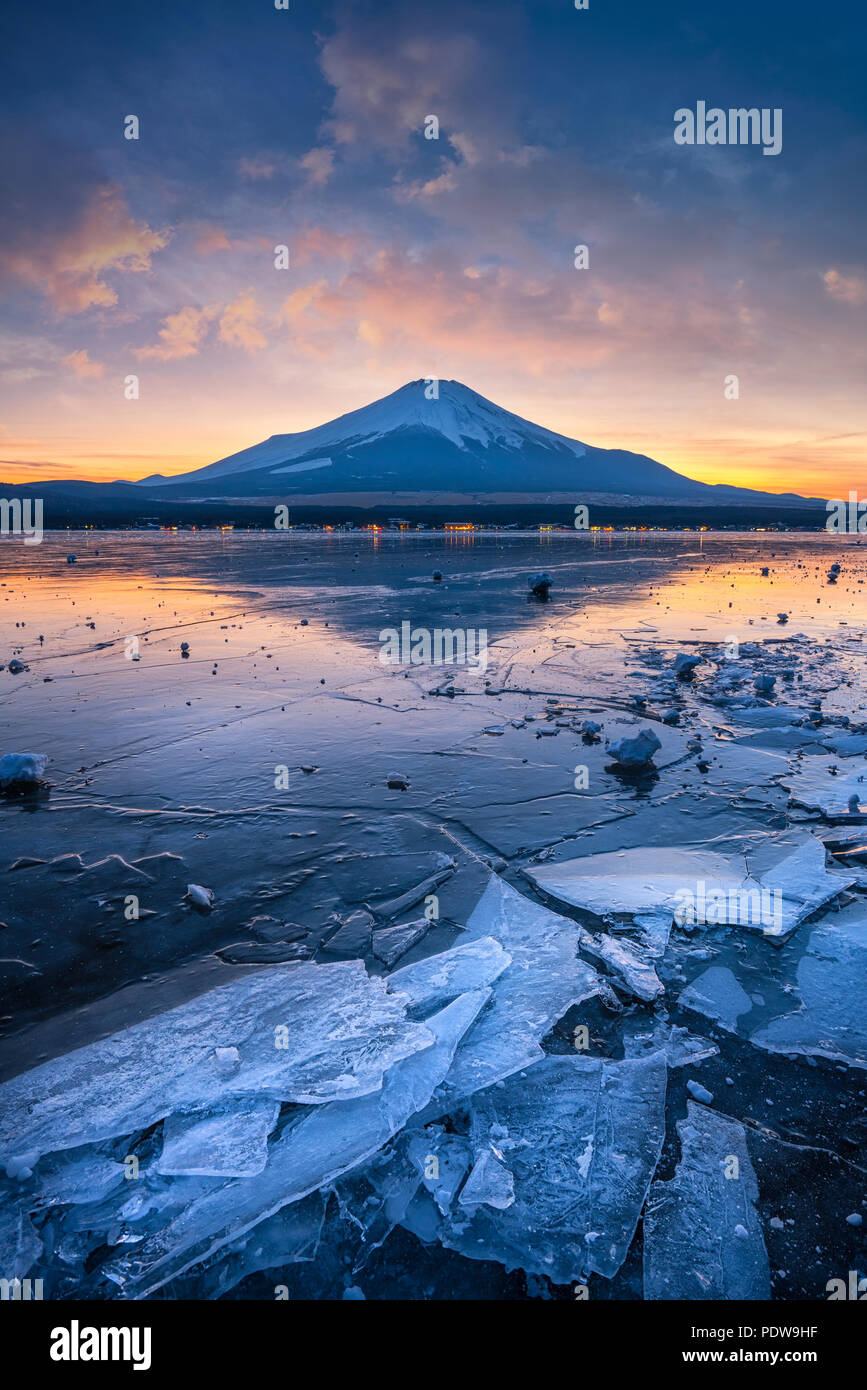 Beautiful landscape of Fuji mountain in winter, Japan Stock Photo - Alamy