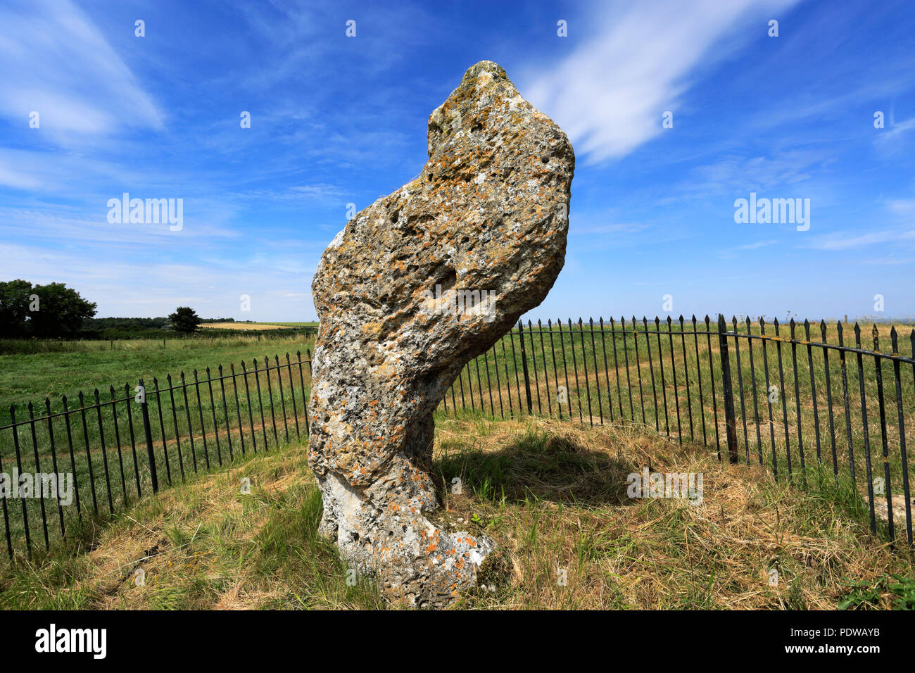 Men chipping stone hi-res stock photography and images - Alamy