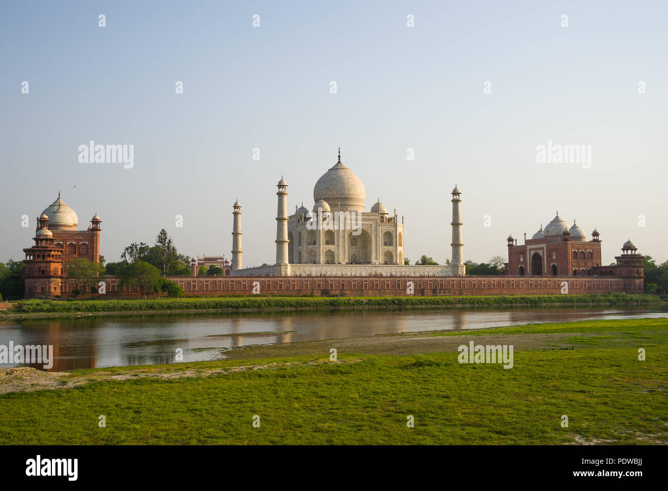 Beautiful landscape of the Taj Mahal from north side across the Yamuna ...