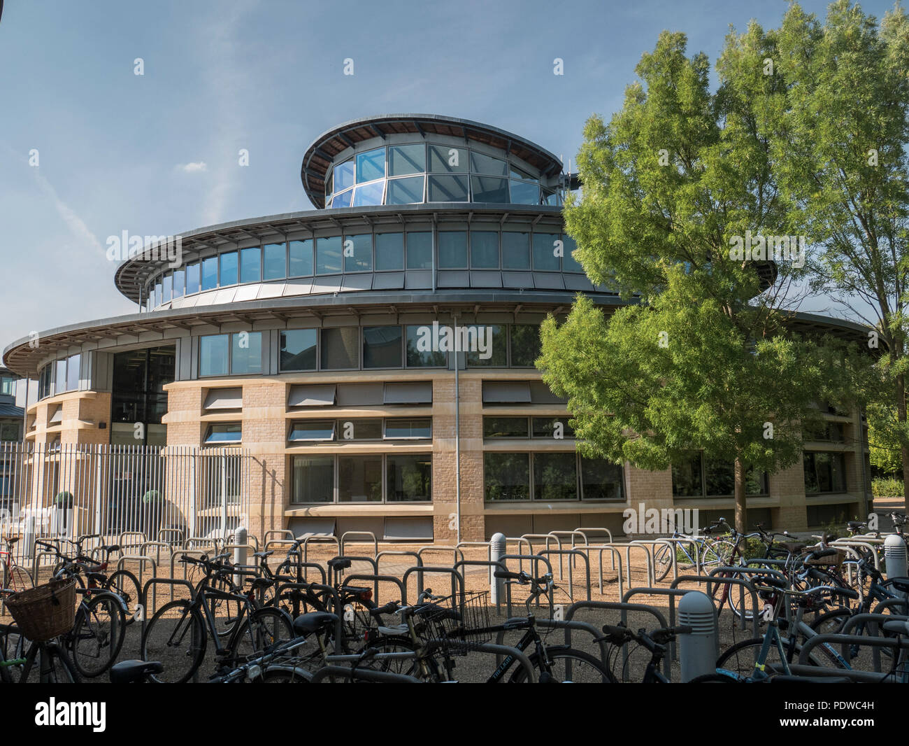 Betty & Gordon Moore library in the Isaac Newton institute for ...