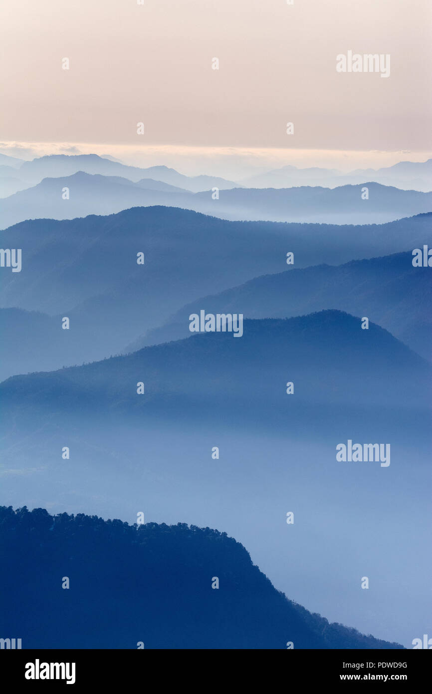 Sunset view while descending from Tungnath trek, Uttarakhand, India ...