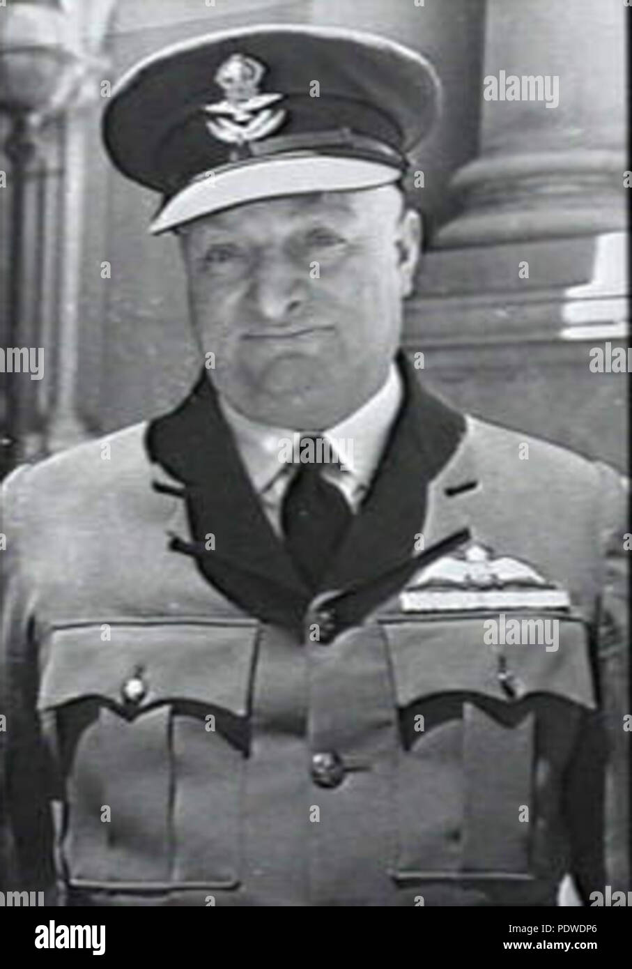 Raf leader hi-res stock photography and images - Alamy