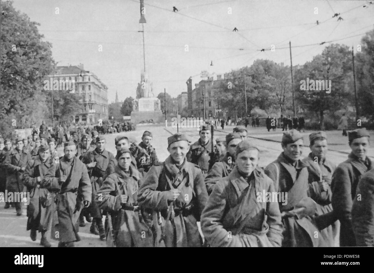 Red army 1944 hi-res stock photography and images - Alamy