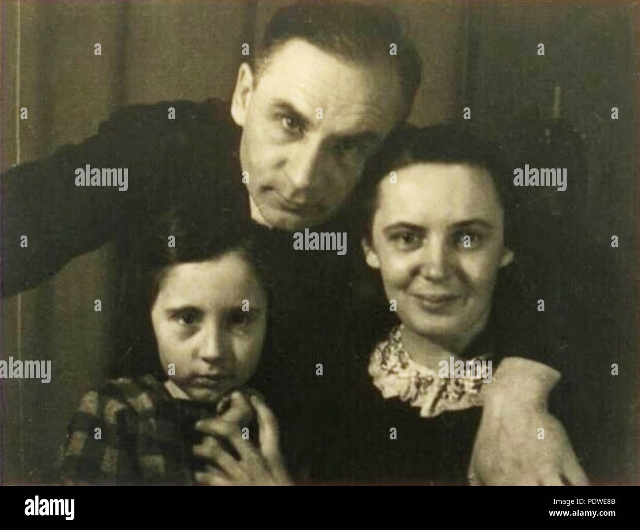 168 Jan Weiss and family 1934 Stock Photo - Alamy