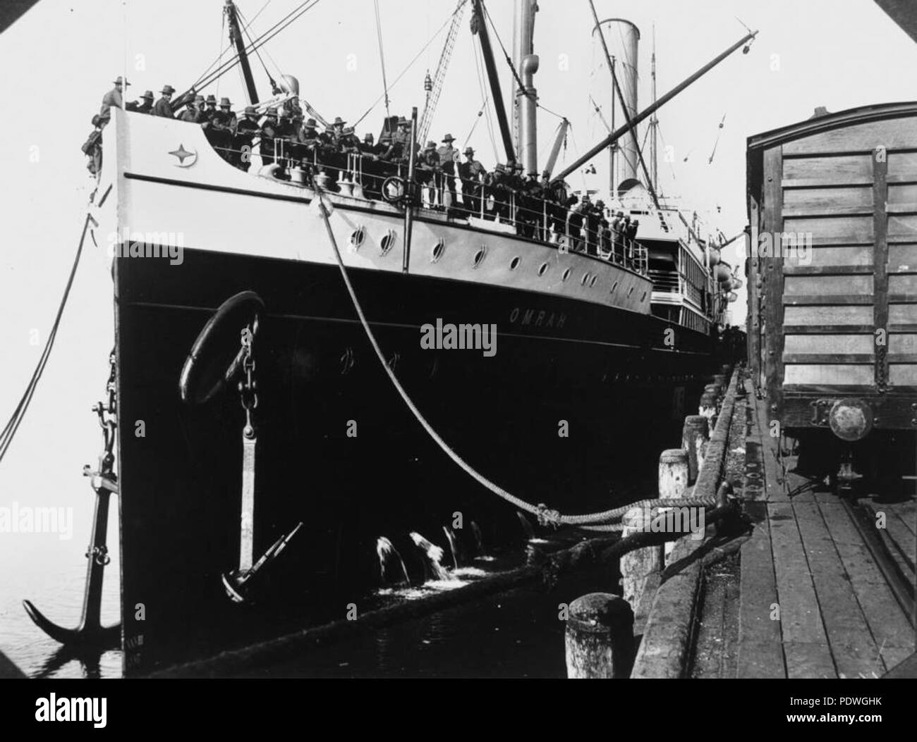 Omrah ship hi-res stock photography and images - Alamy