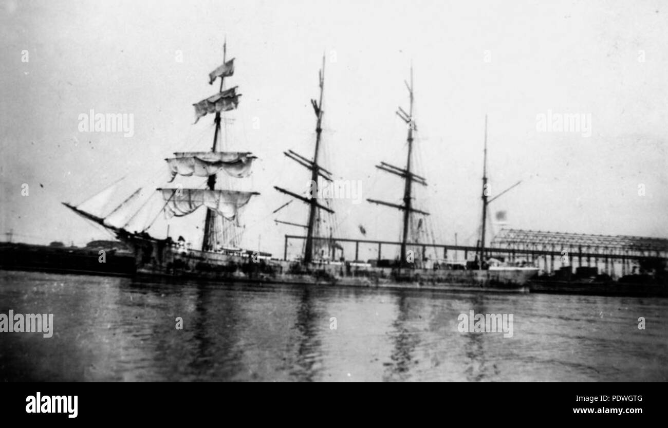 Melbourne ports hi-res stock photography and images - Alamy