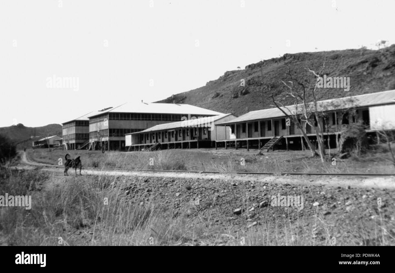 Mens barracks hi-res stock photography and images - Alamy