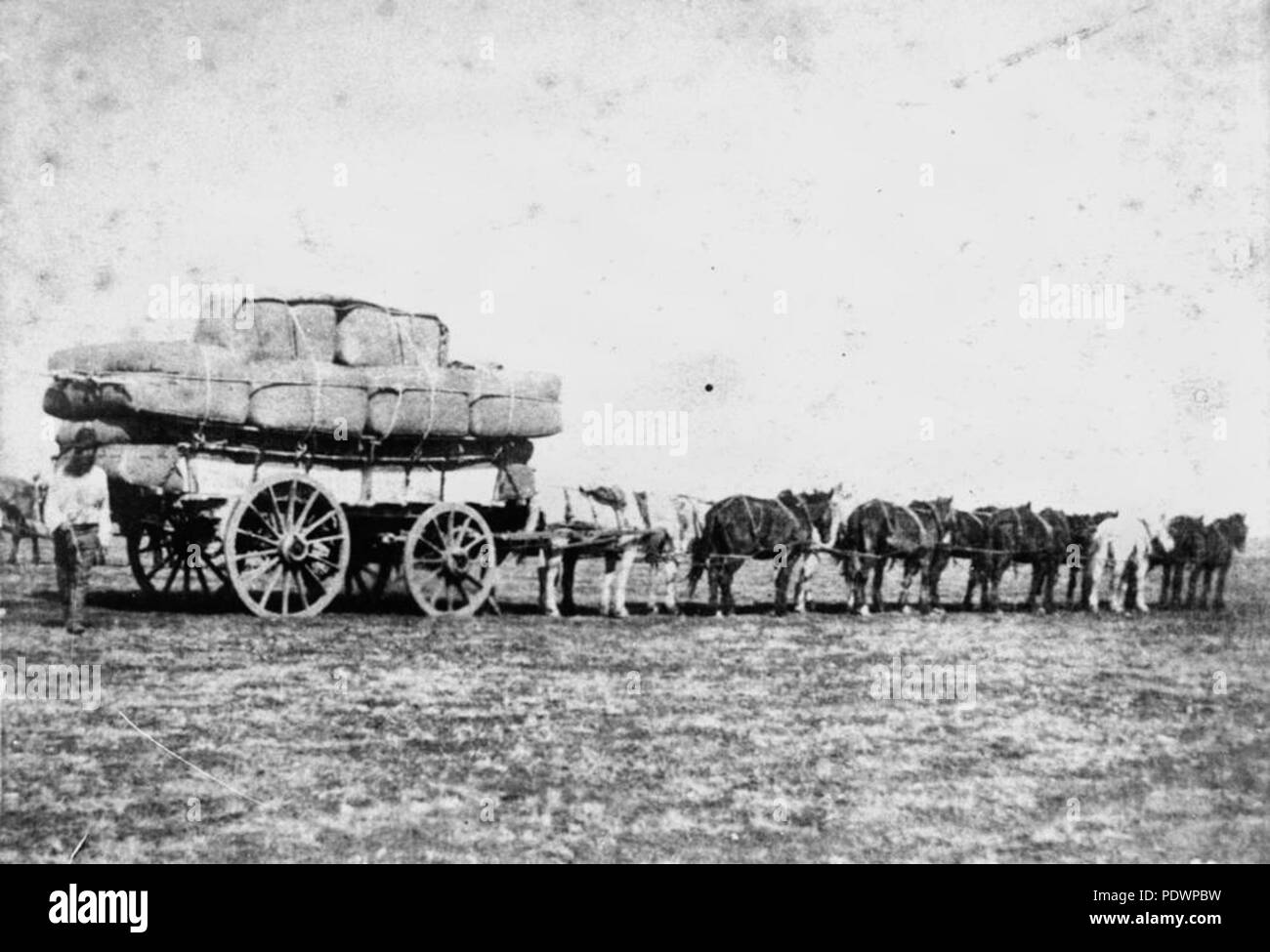 Large wagon loaded hi-res stock photography and images - Alamy