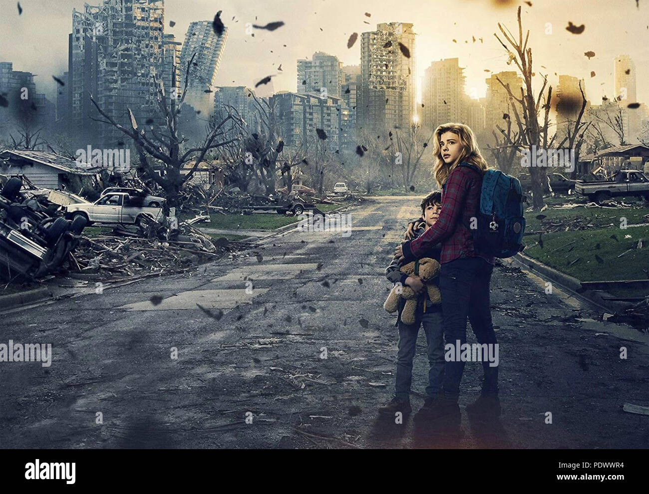 The 5th wave hi-res stock photography and images - Alamy