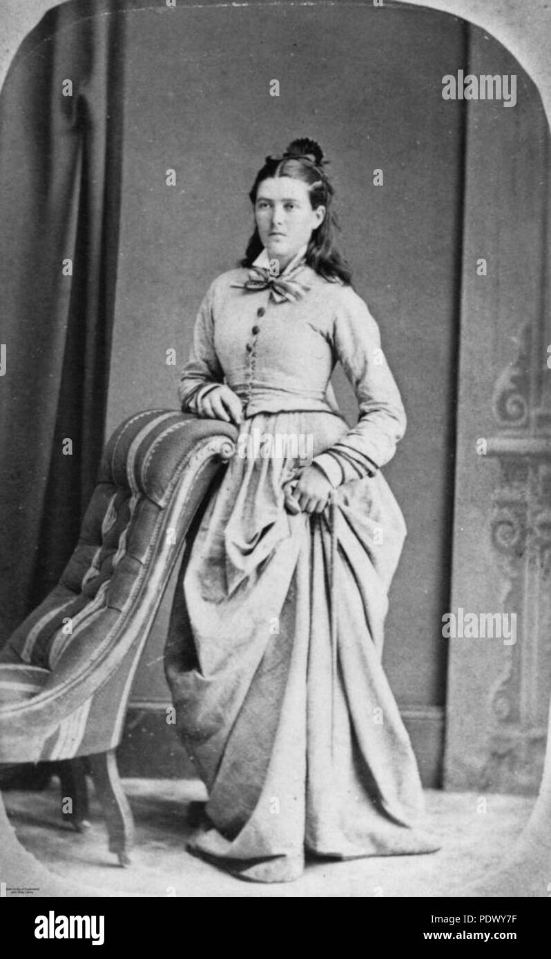 Fashion photo young woman Black and White Stock Photos & Images - Alamy