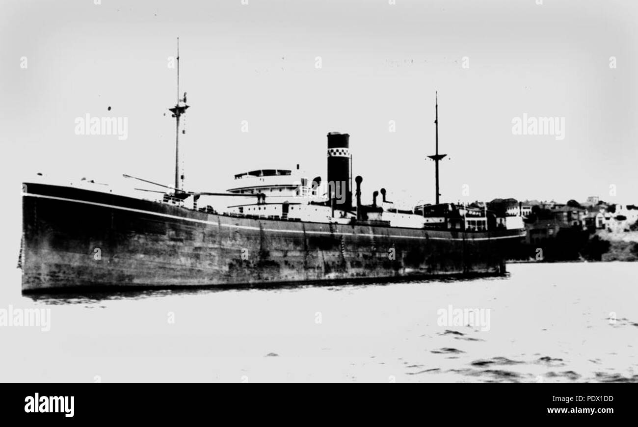 239 StateLibQld 1 169359 Mangola (ship Stock Photo - Alamy