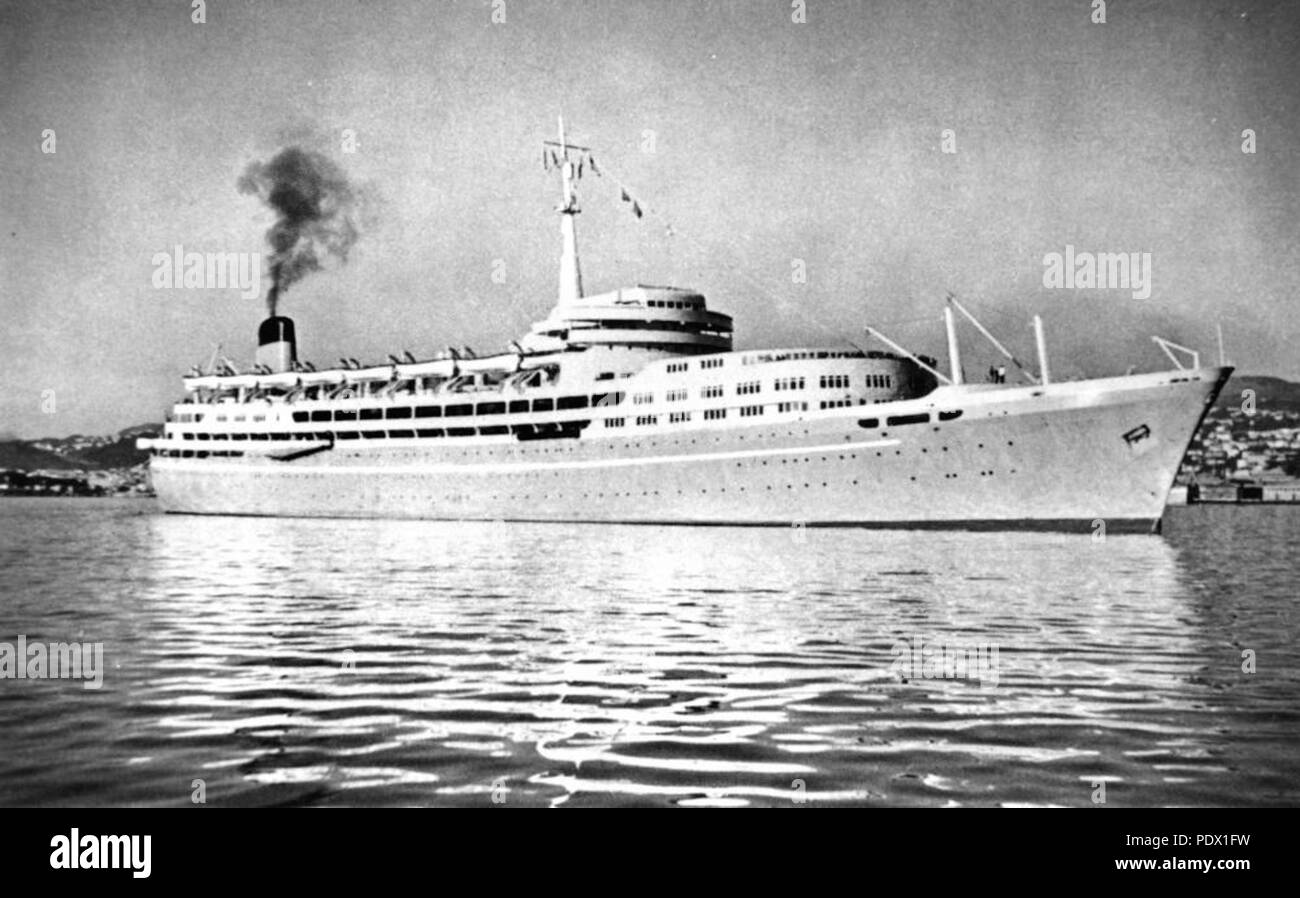 Southern cross ship hi-res stock photography and images - Alamy