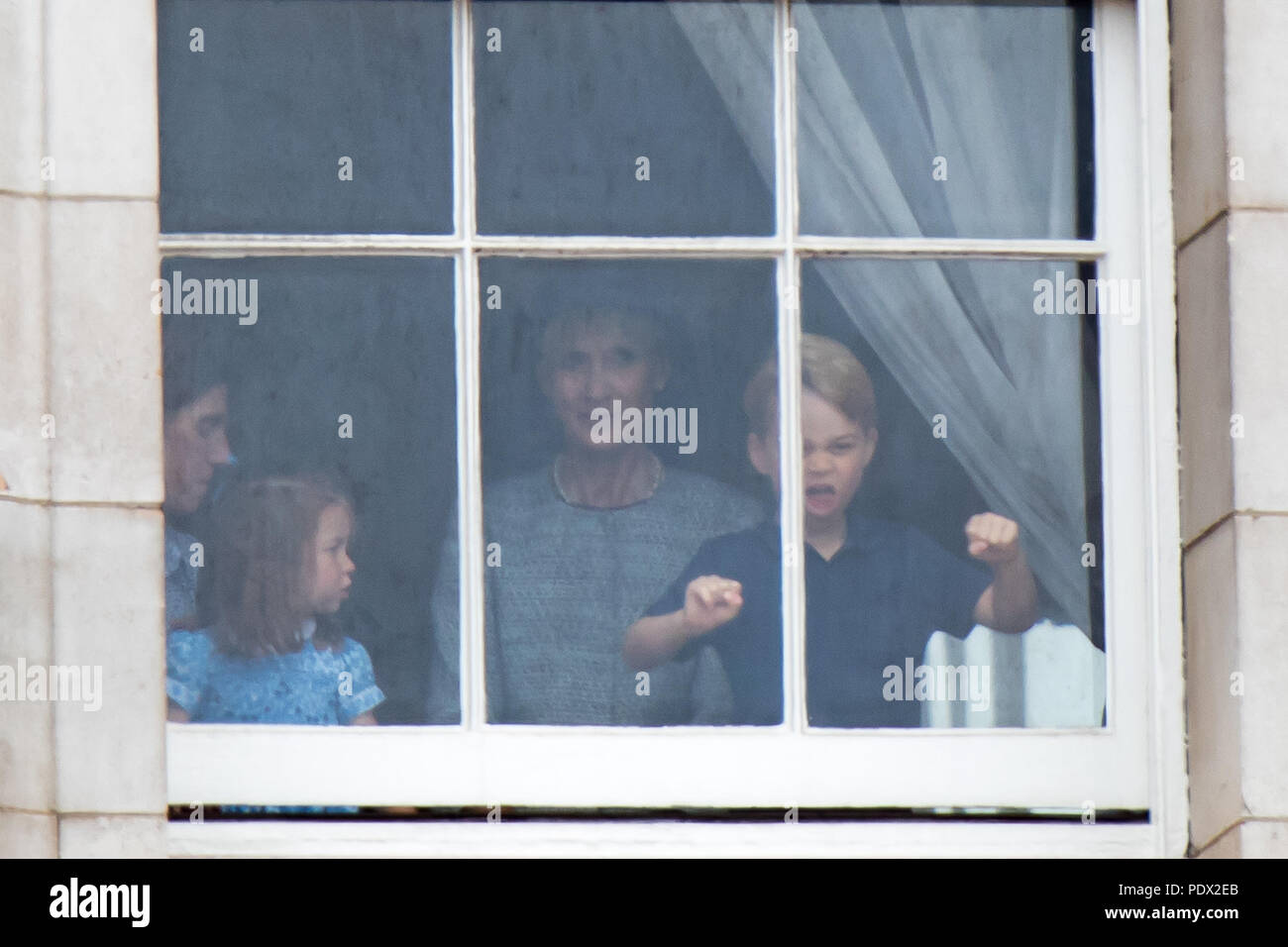 Prince George And Princess Charlotte Spotted waving, dancing and having ...