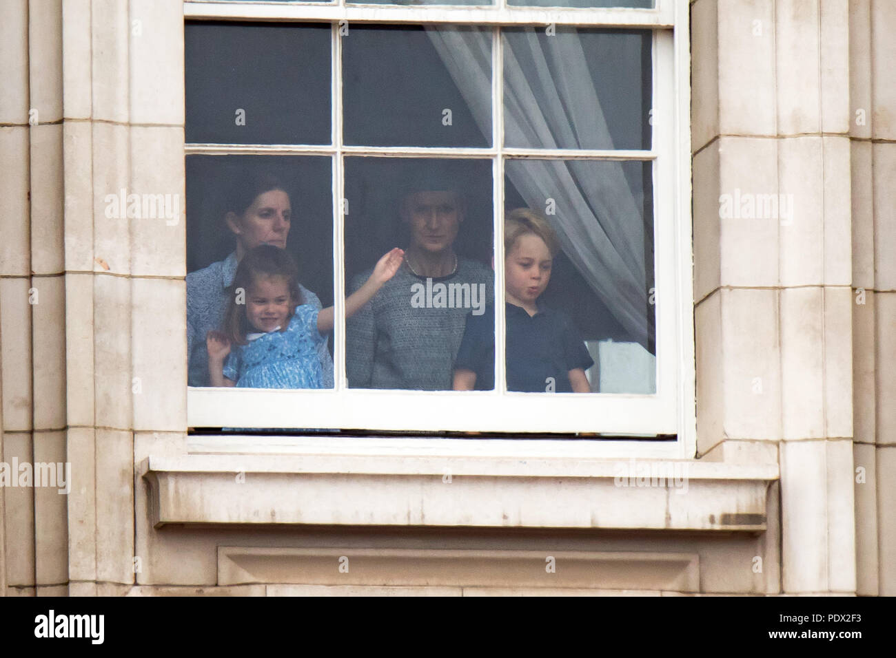 Prince George And Princess Charlotte Spotted waving, dancing and having ...